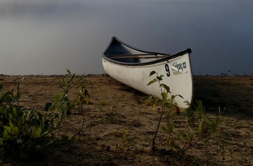 General Maintenance and Care Tips for Canoes | Durabak